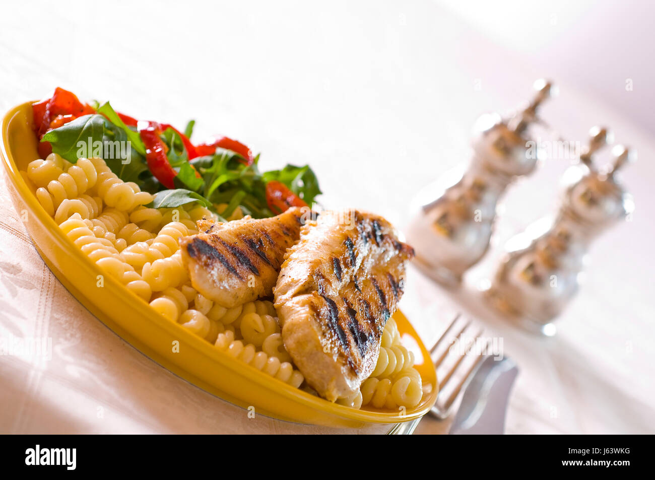 Curved noodles hi-res stock photography and images - Alamy