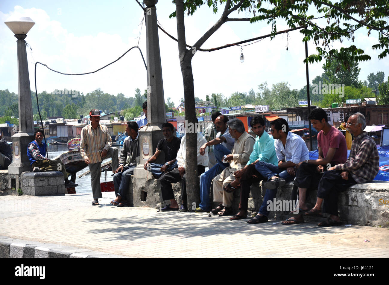 Kashmir people hi-res stock photography and images - Alamy