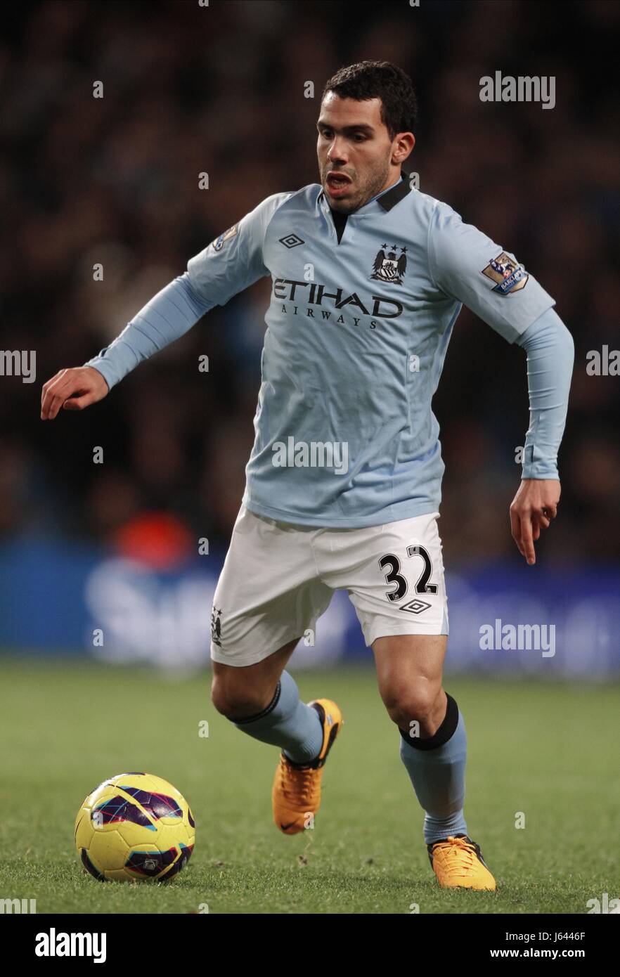 CARLOS TEVEZ MANCHESTER CITY FC ETIHAD STADIUM MANCHESTER ENGLAND 01 ...