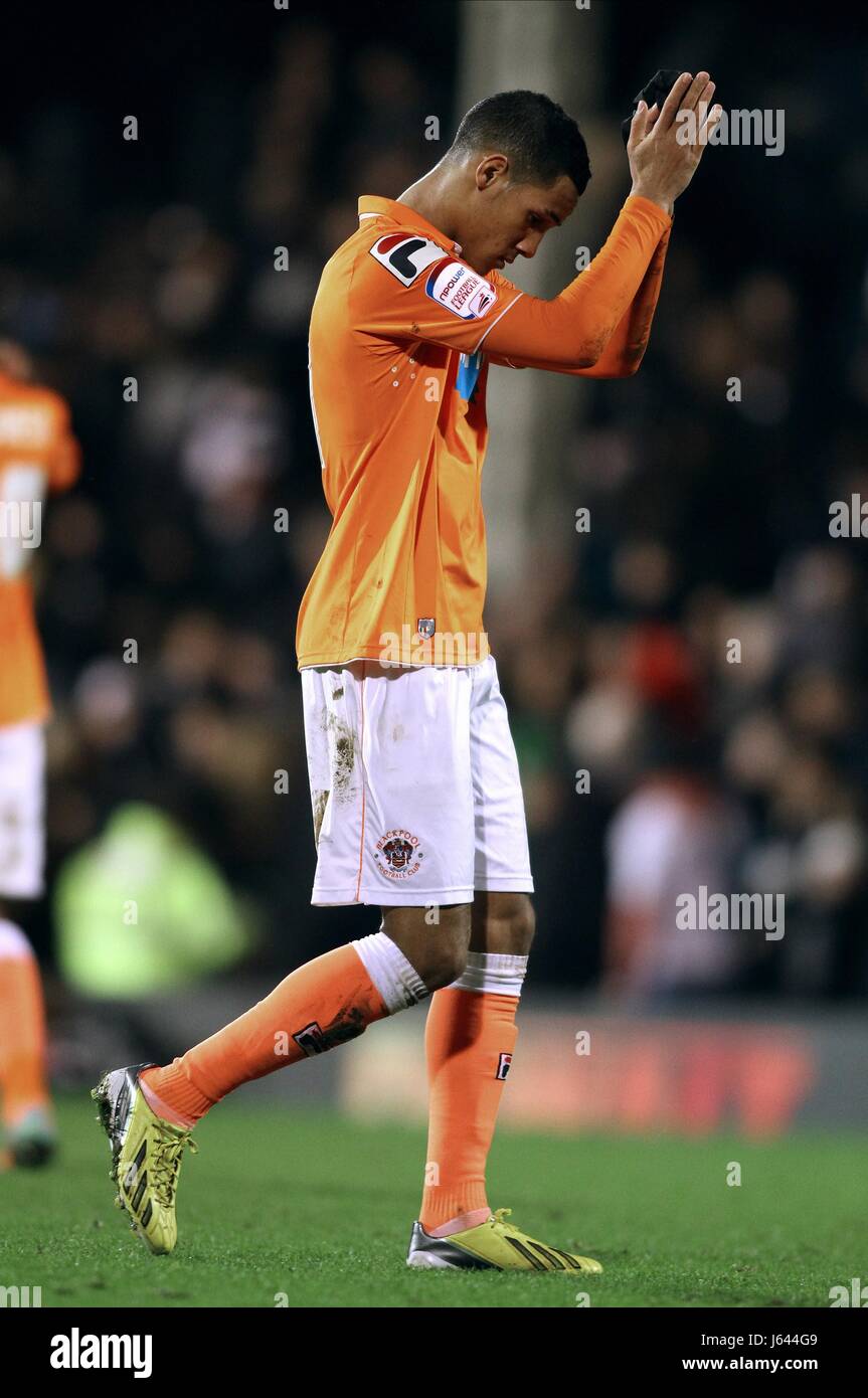TOM INCE SALUTES BLACKPOOL FAN FULHAM V BLACKPOOL LONDON ENGLAND UK 05 ...