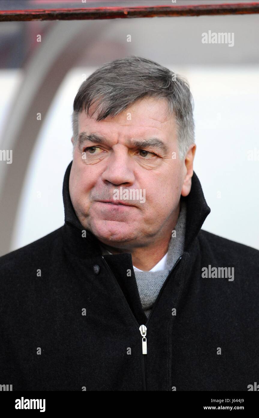 SAM ALLARDYCE WEST HAM UNITED MANAGER WEST HAM UNITED MANAGER STADIUM ...