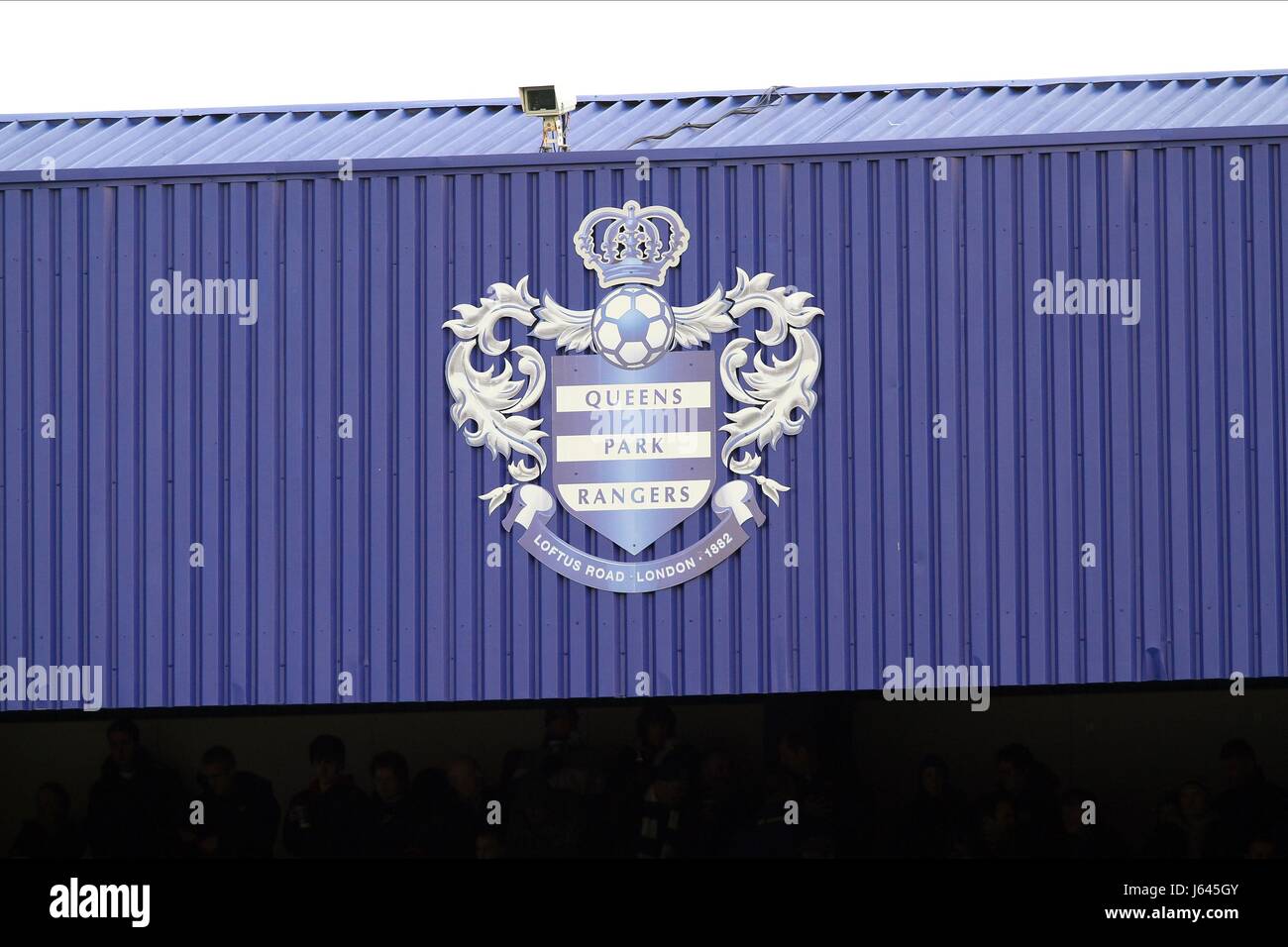 QUEENS PARK RANGERS CREST FOOTBALL TEAM CREST LONDON ENGLAND UK 26 ...