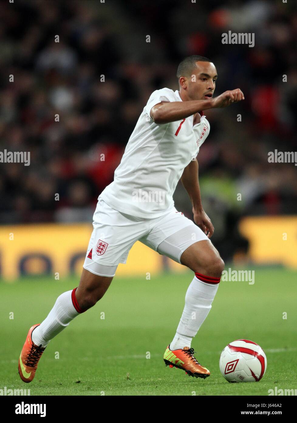 THEO WALCOTT ENGLAND LONDON ENGLAND UK 06 February 2013 Stock Photo - Alamy