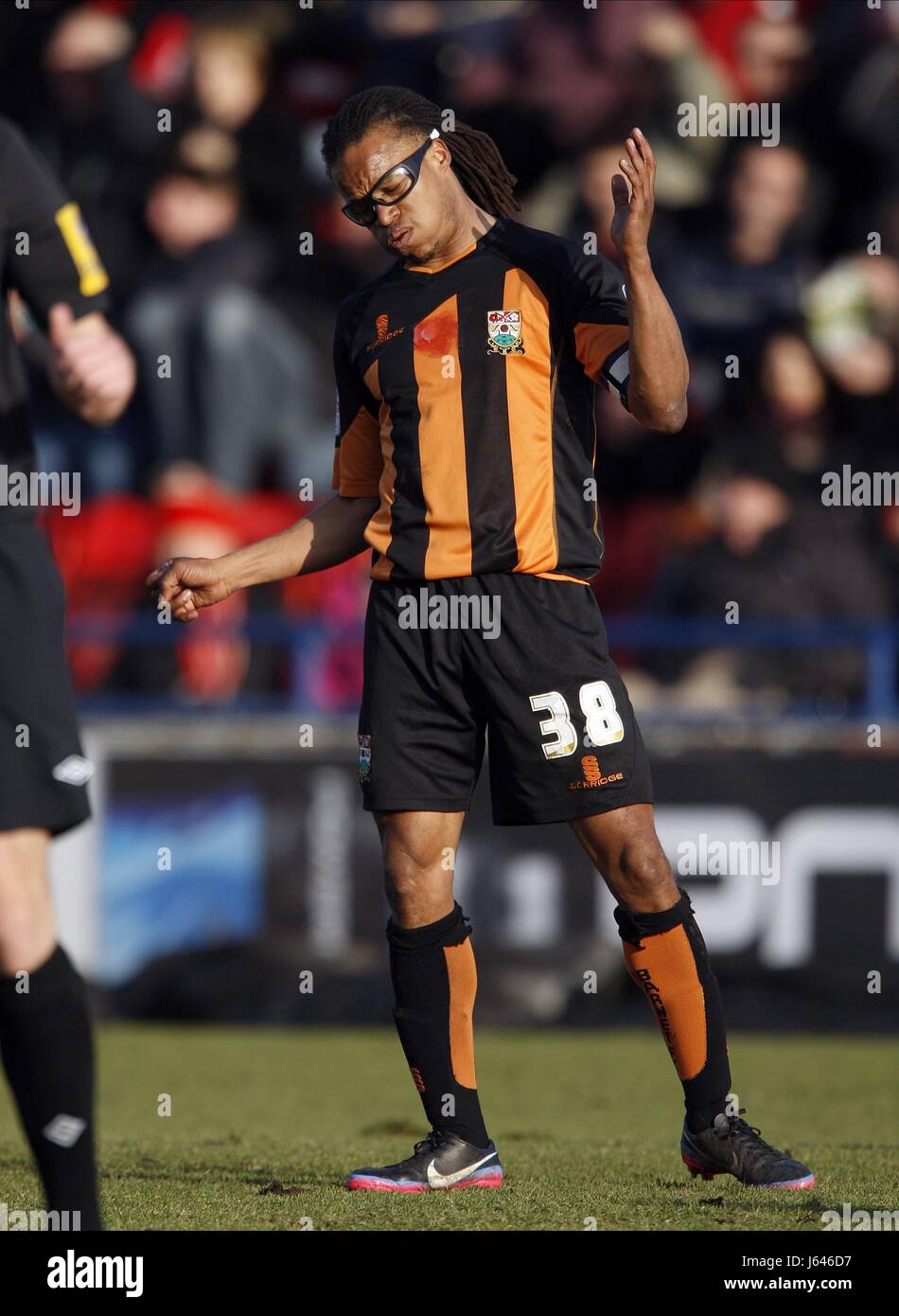 EDGAR DAVIDS BARNET FC PLAYER & HEAD COACH BOOTHAM CRESCENT YORK ...