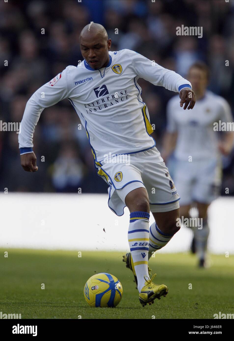 EL-HADJI DIOUF LEEDS UNITED FC ETIHAD STADIUM MANCHESTER ENGLAND 17 ...