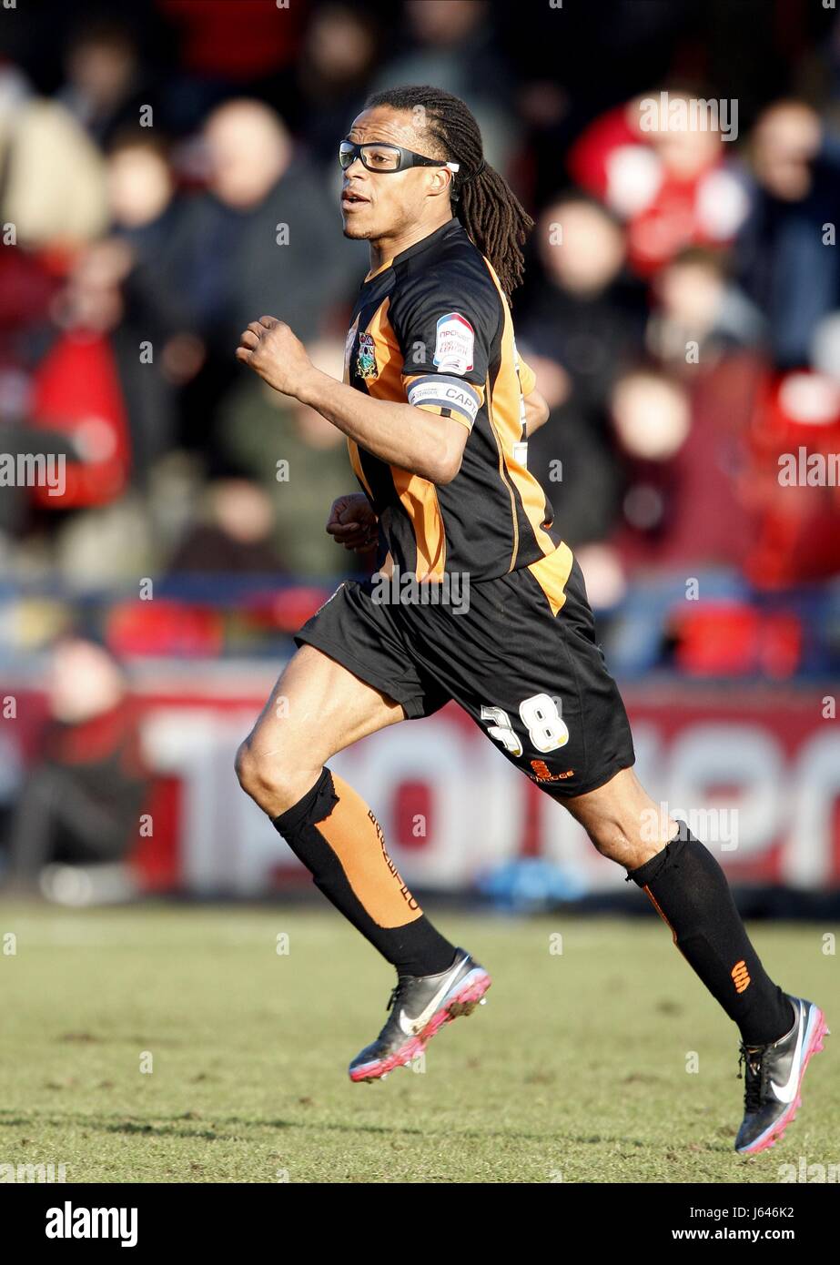 EDGAR DAVIDS BARNET FC PLAYER & HEAD COACH BOOTHAM CRESCENT YORK ...