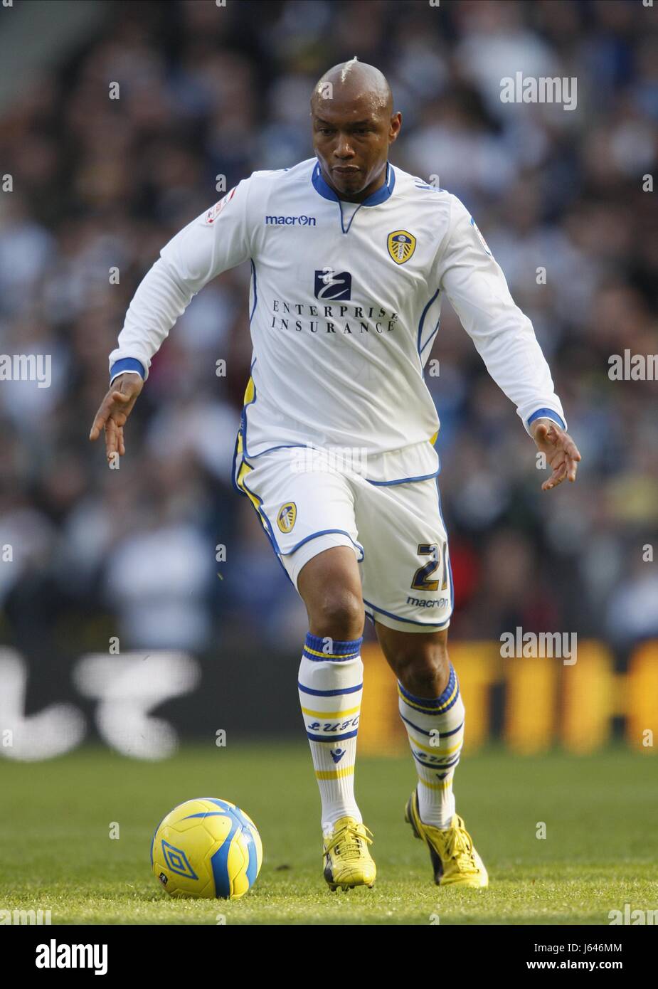 EL-HADJI DIOUF LEEDS UNITED FC ETIHAD STADIUM MANCHESTER ENGLAND 17 ...