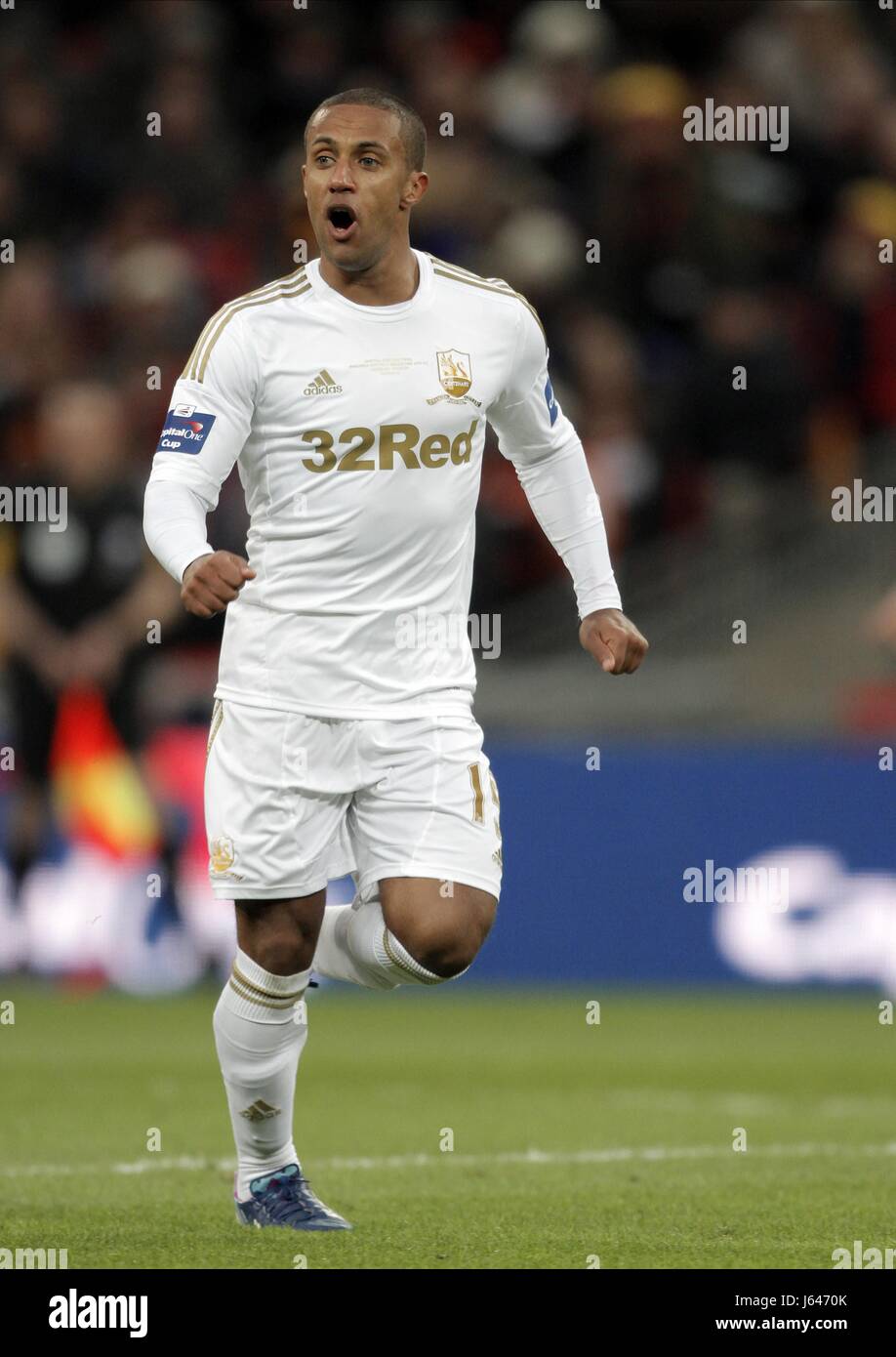 WAYNE ROUTLEDGE SWANSEA CITY FC WEMBLEY STADIUM LONDON ENGLAND 24 ...