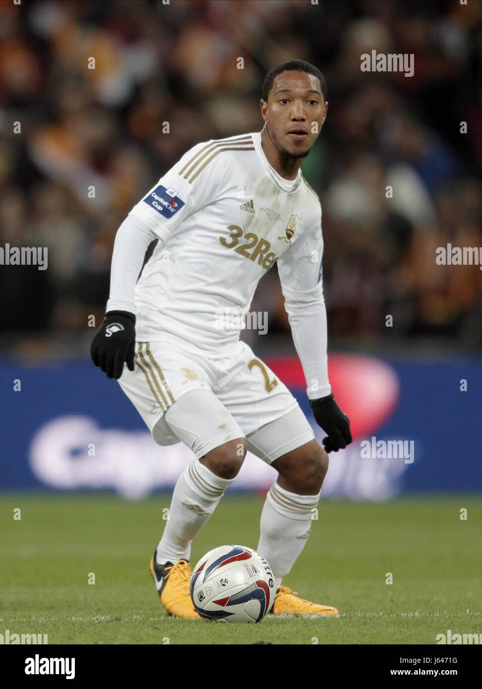 Jonathan de guzman hi-res stock photography and images - Alamy