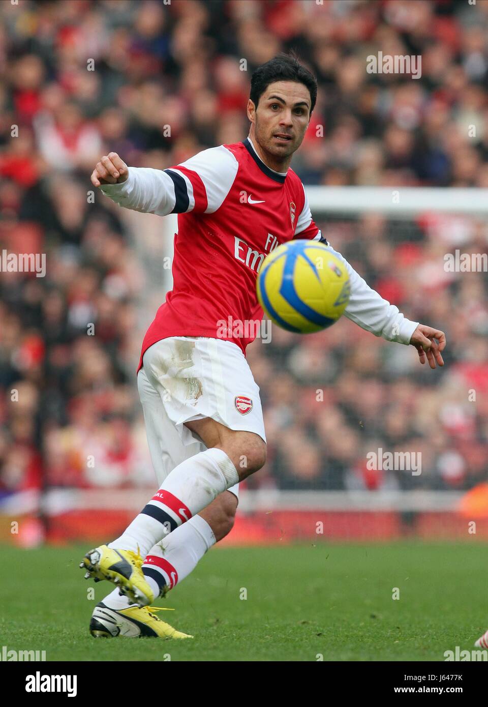 Mikel arteta arsenal cup hi-res stock photography and images - Alamy