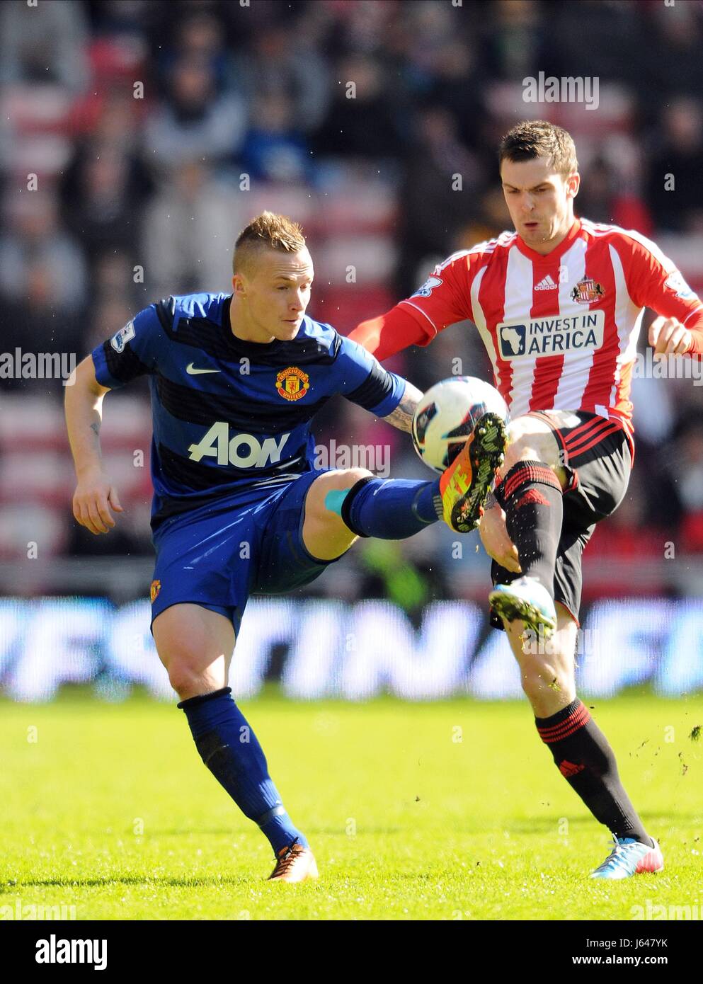ALEX BUTTNER & ADAM JOHNSON SUNDERLAND V MANCHESTER UNITED STADIUM OF ...