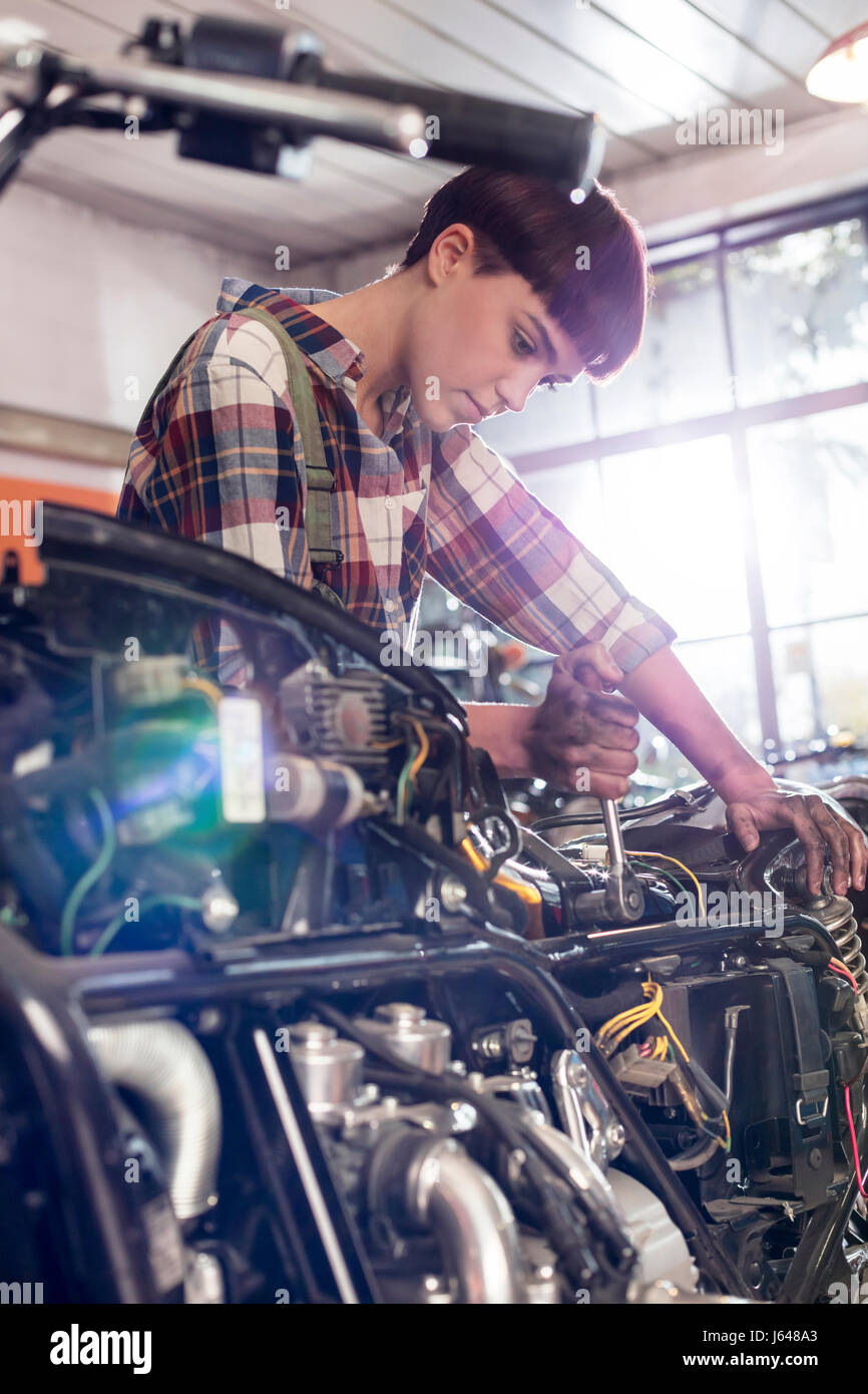 Motorcycle repair technician woman hi-res stock photography and images ...