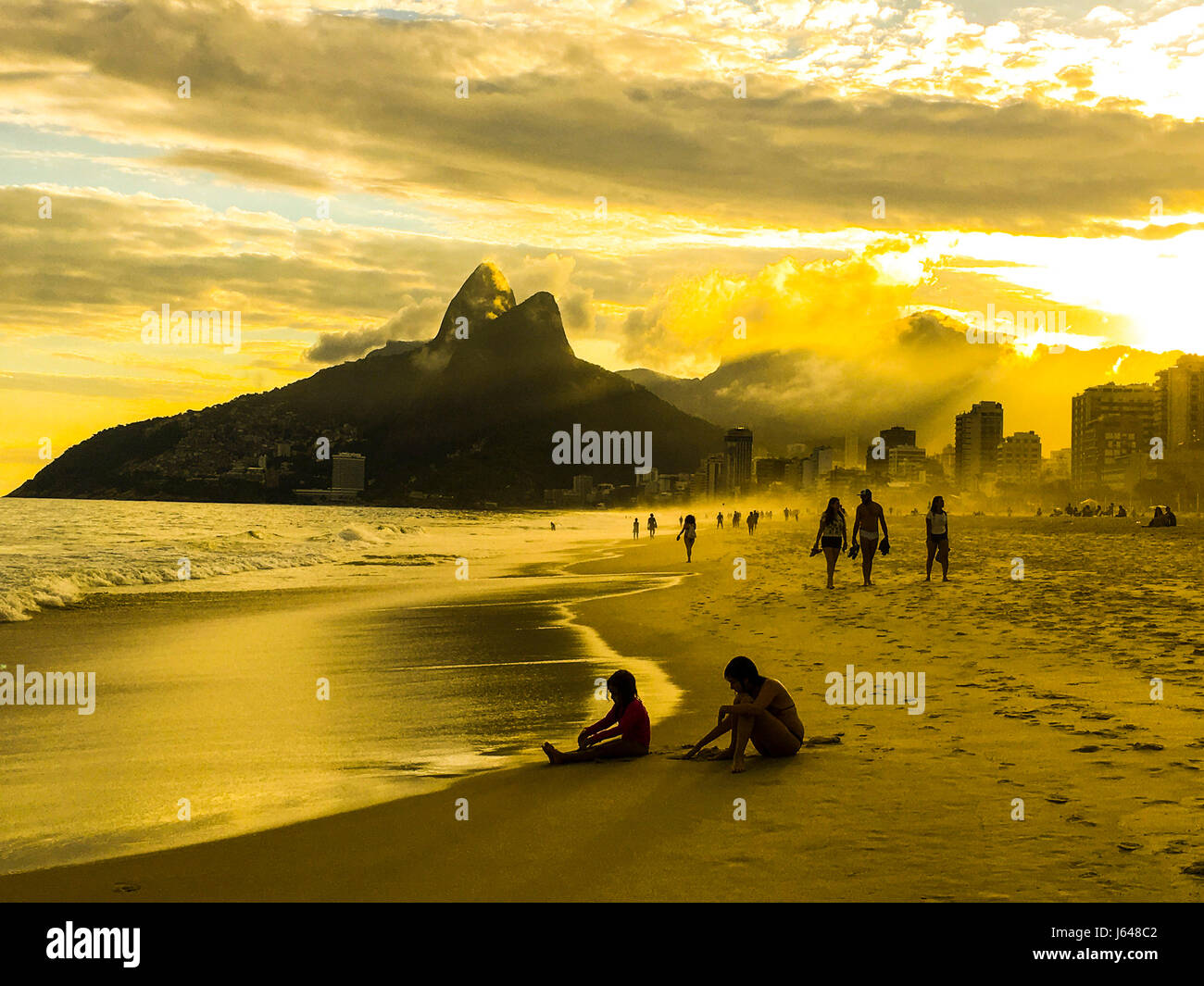 Bossa nova sunset hi-res stock photography and images - Alamy