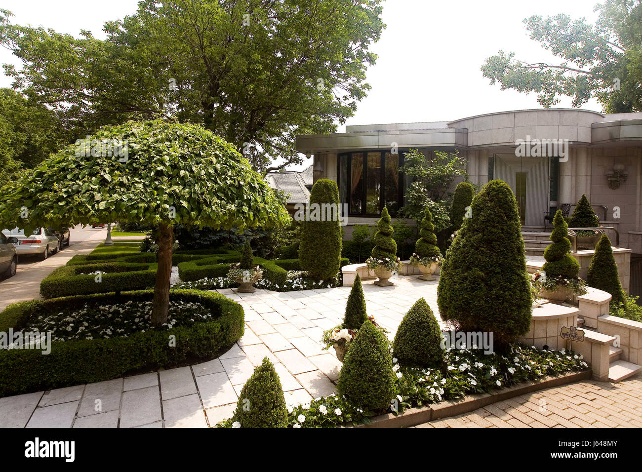 Westmount hi-res stock photography and images - Alamy