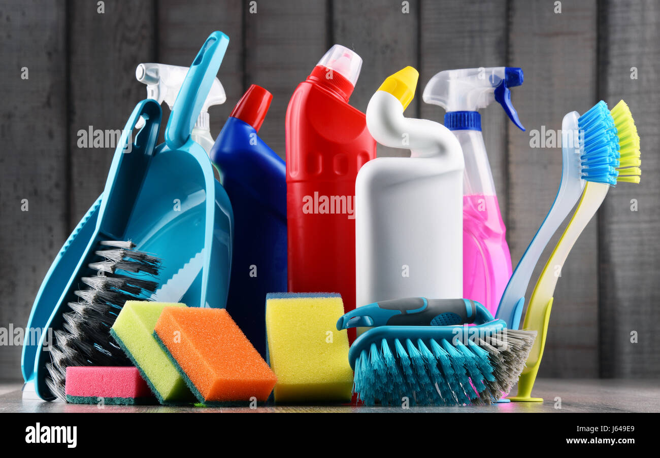 Variety of detergent bottles and chemical cleaning supplies Stock Photo ...