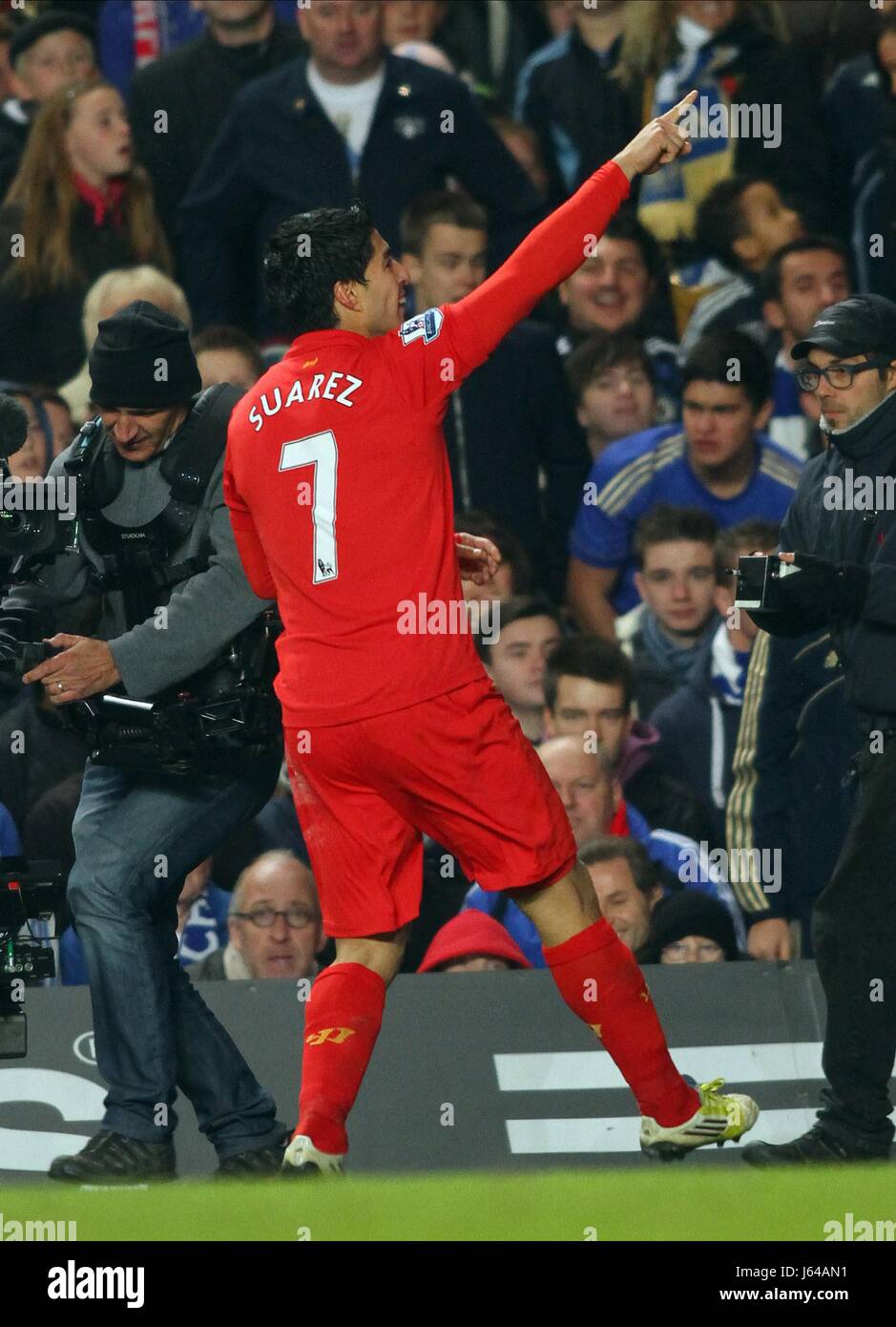 LUIS SUAREZ CELEBRATES GOAL CHELSEA V LIVERPOOL LONDON ENGLAND UK 11 ...