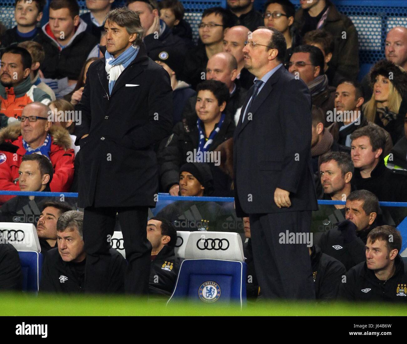 RAFAEL BENITEZ & ROBERTO MANCI CHELSEA V MANCHESTER CITY LONDON ENGLAND ...