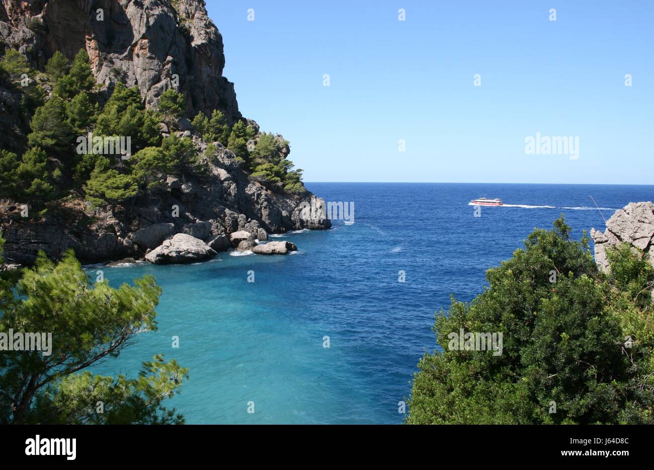 holiday vacation holidays vacations mallorca rock salt water sea ocean ...