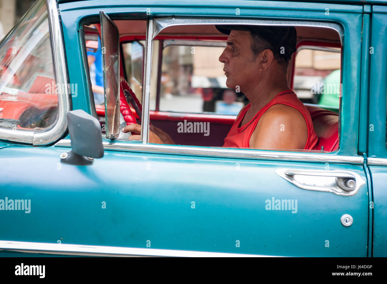 Cuban taxi driver driving classic hi-res stock photography and images ...