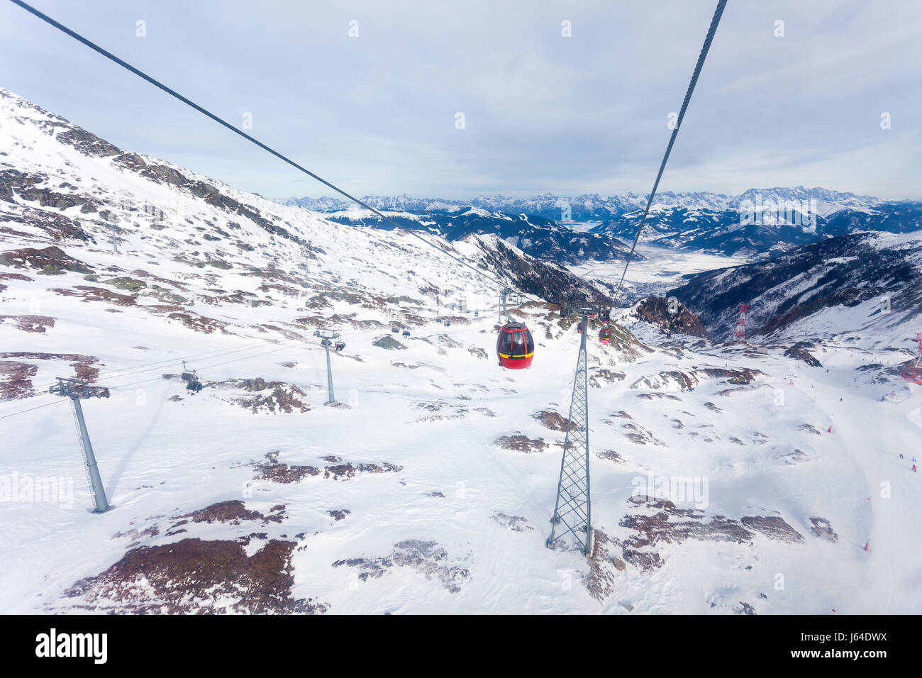 Kitzsteinhorn cable car hi-res stock photography and images - Alamy