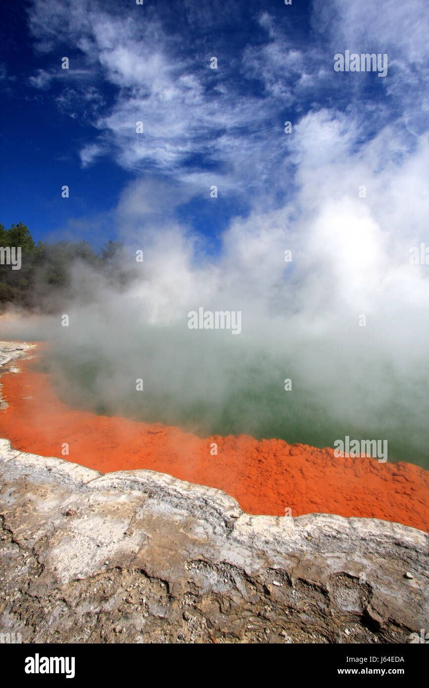 Champagnerpool hi-res stock photography and images - Alamy