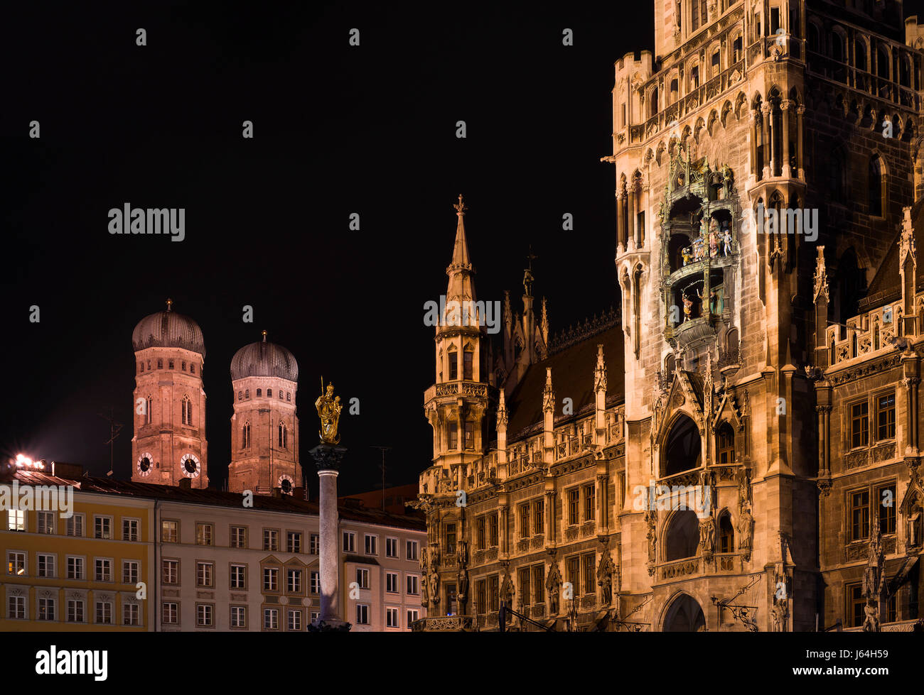 night at munich's marienplatz Stock Photo - Alamy