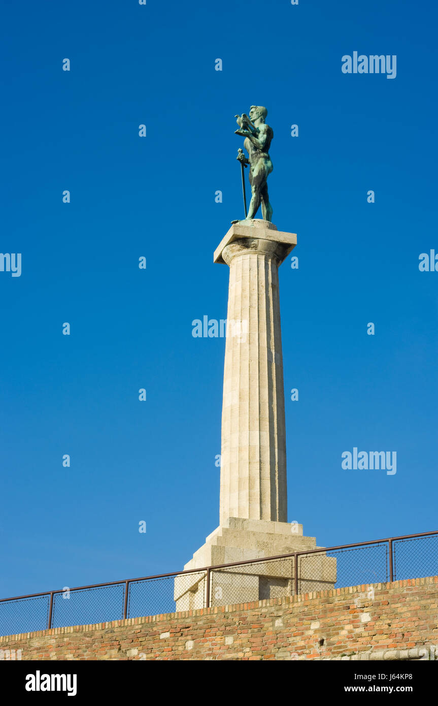 monument fortress belgrade serbia travel monument memorial famous ...