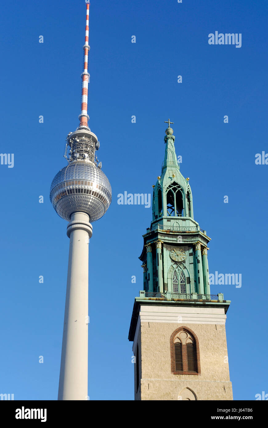 berlin television tower style of construction architecture ...