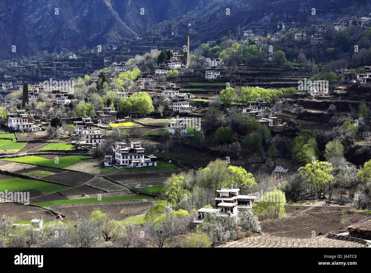 Jiarong Tibetan village houses of Danba County,Sichuan Province,China ...