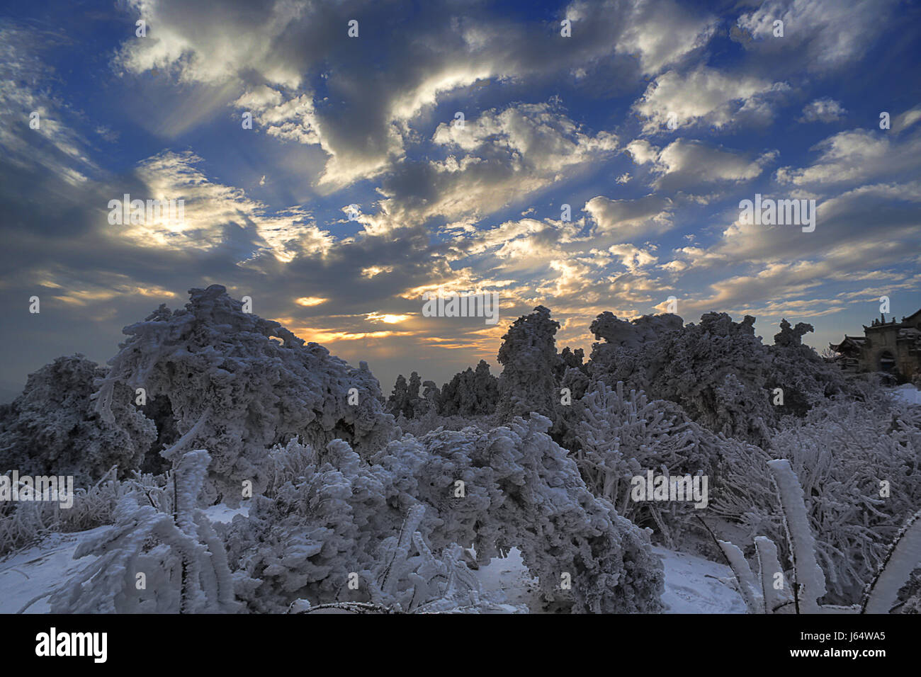 Heng mountain hi-res stock photography and images - Alamy