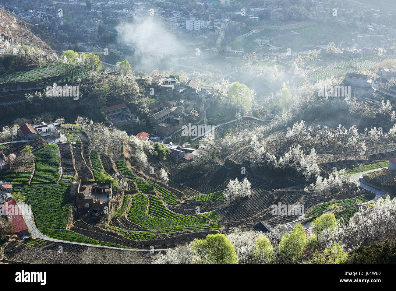 Houses in Jinchuan County,Sichuan Province,China Stock Photo - Alamy