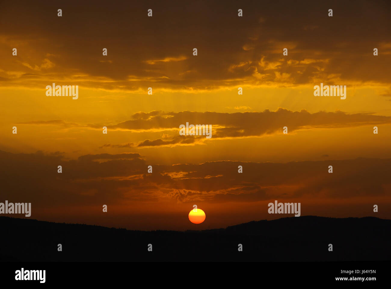 Sun downfall hi-res stock photography and images - Alamy