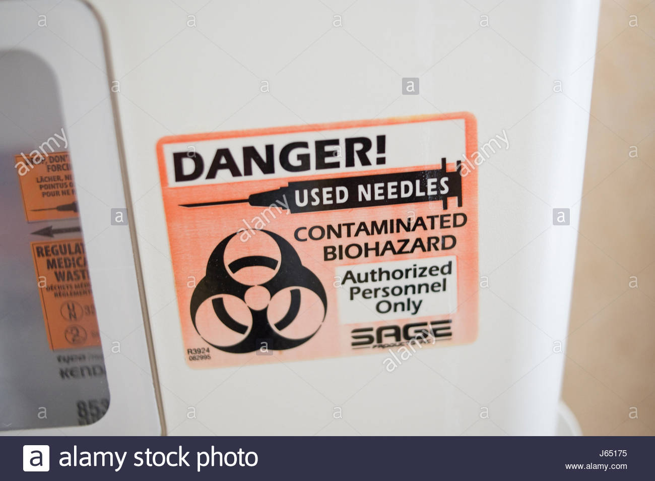 Used Needles High Resolution Stock Photography and Images - Alamy