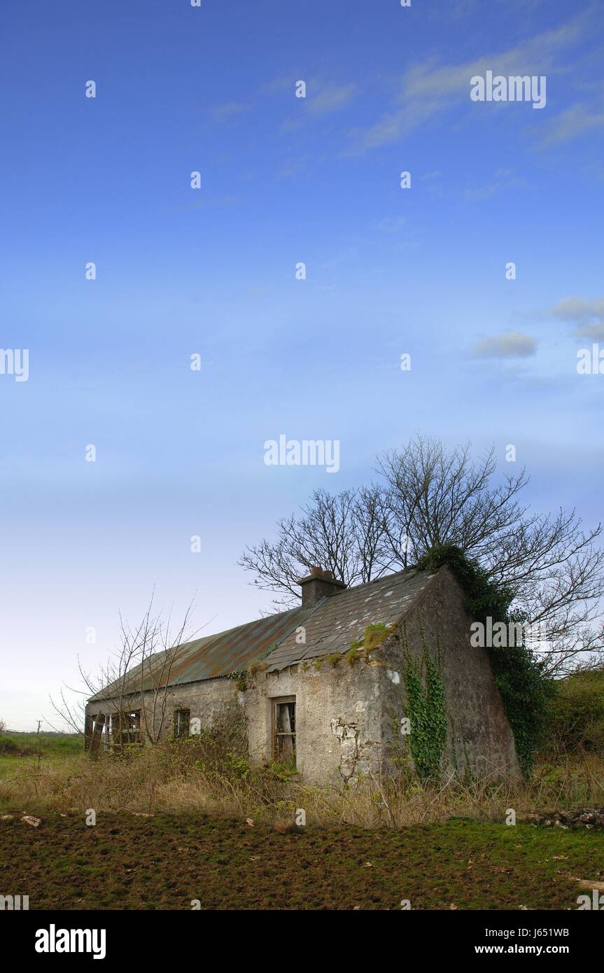 house building cottage ireland irish home old abandoned travel ...