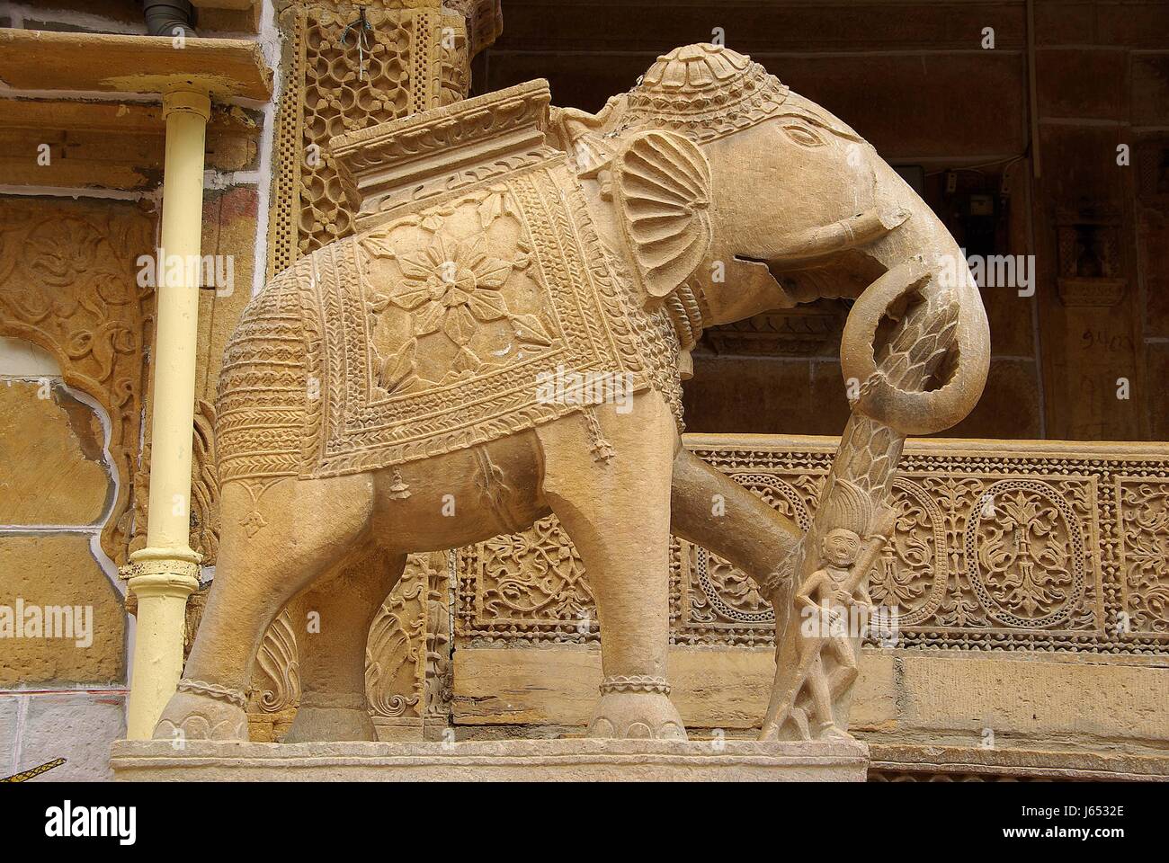 statue elephant sculpture religion religious church temple stone animal ...