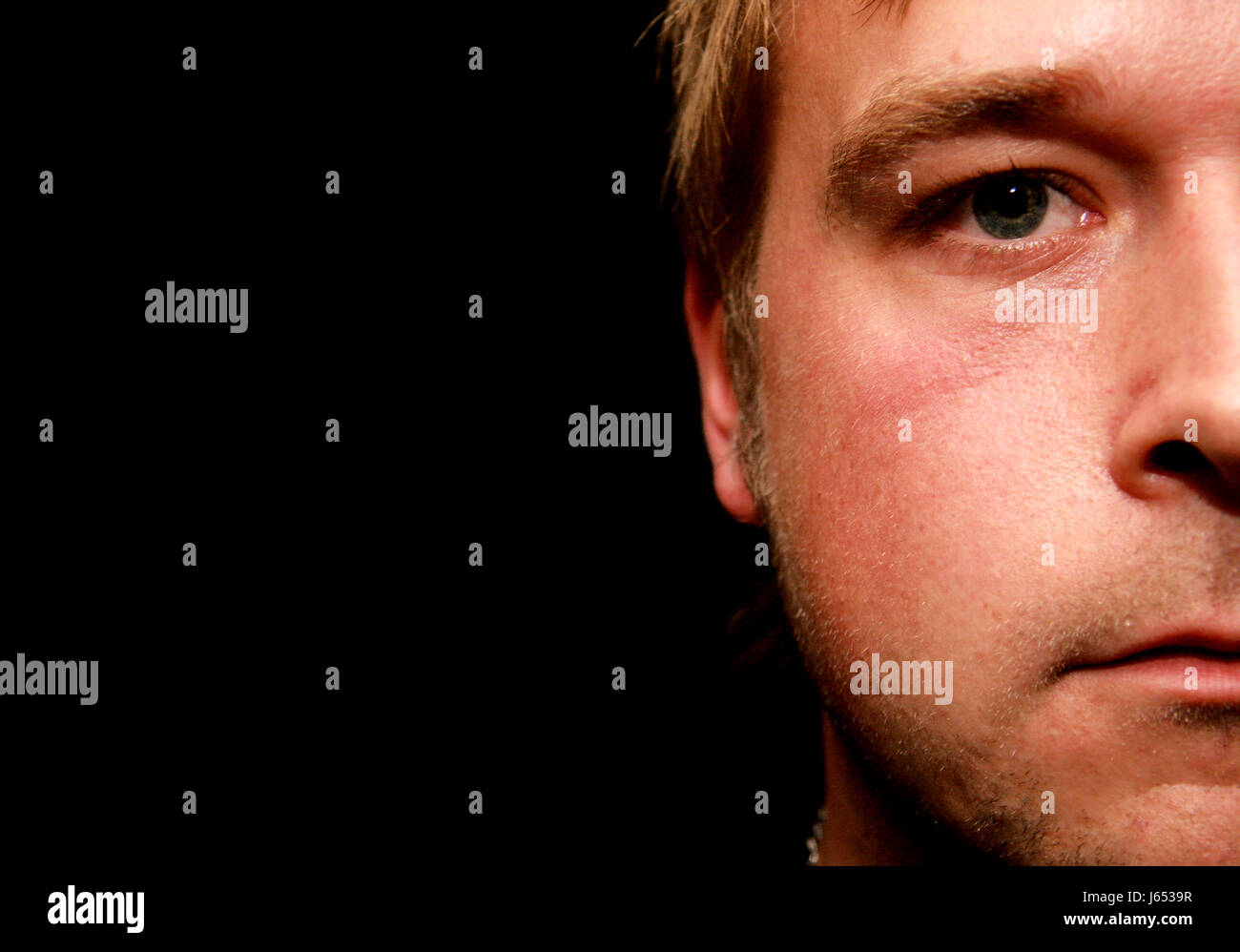 Male face looking left hi-res stock photography and images - Alamy