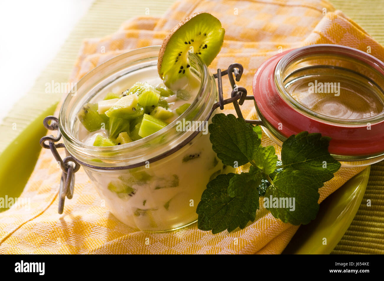 green curd curds yogurt vitamins vitamines green coloured colourful ...