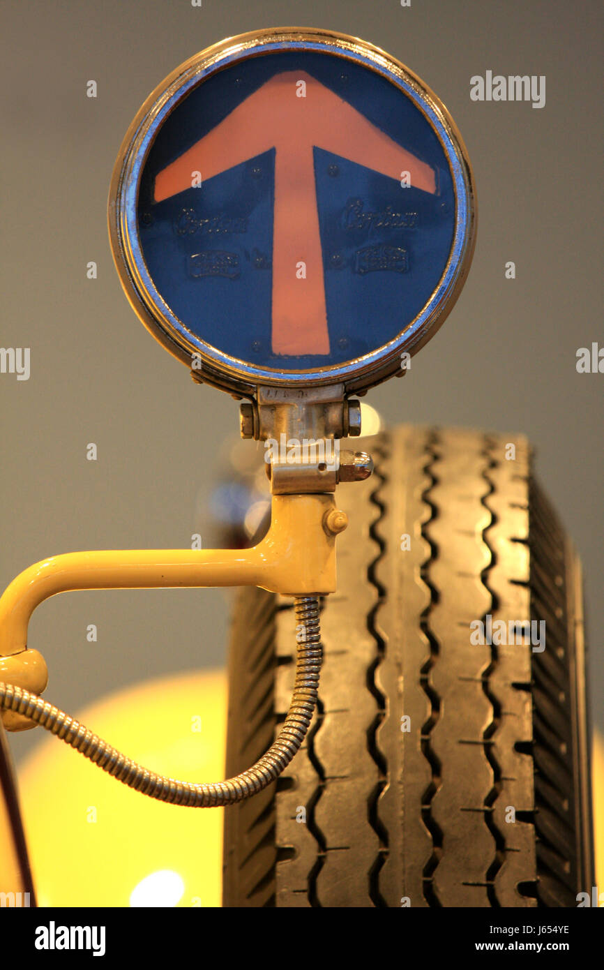 oldtimer - indicators Stock Photo - Alamy