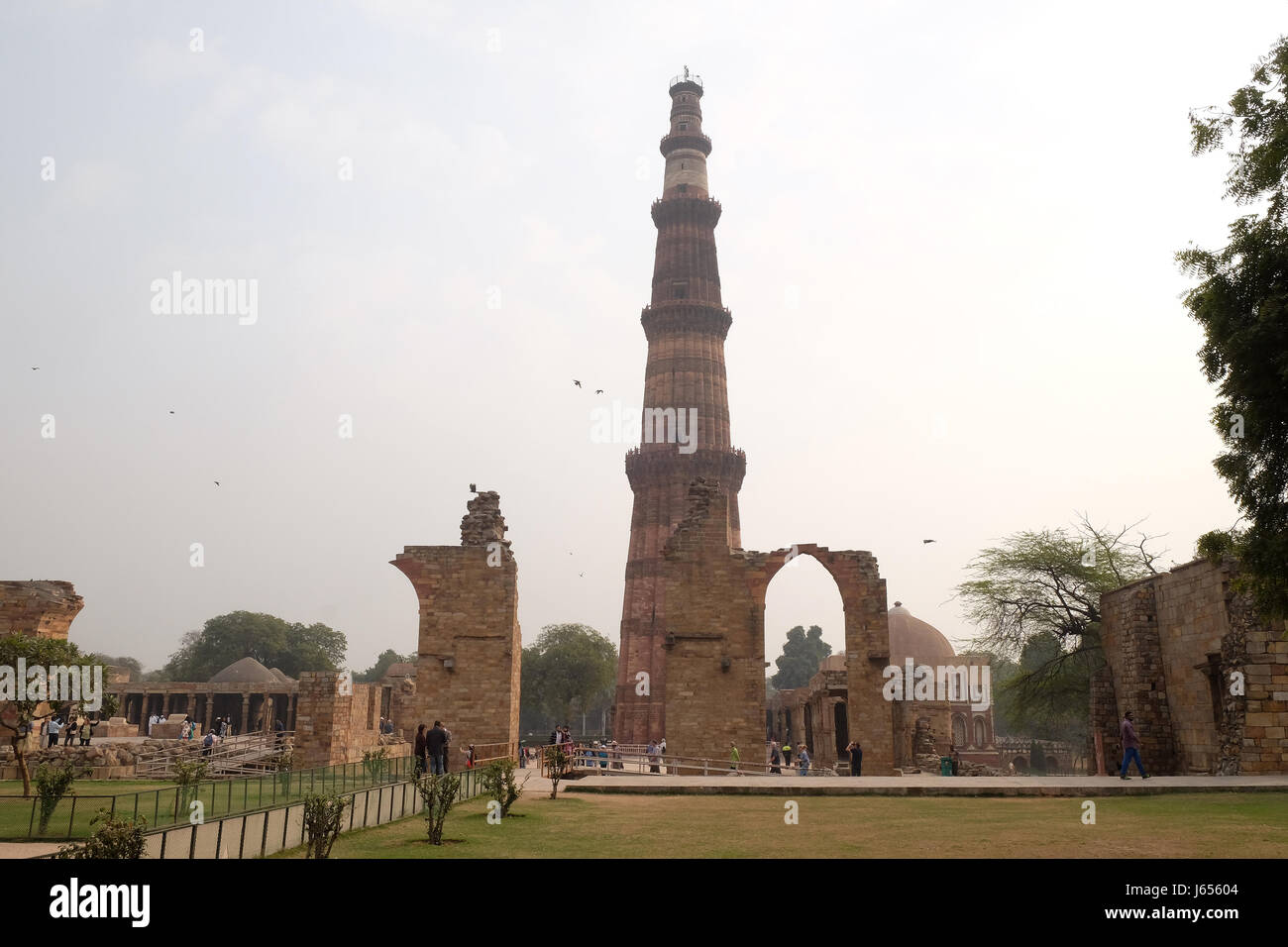 India tallest tower hi-res stock photography and images - Alamy
