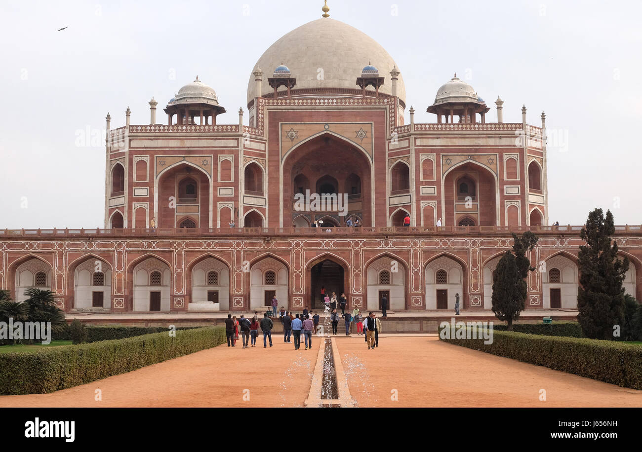 Humayun's tomb construction hi-res stock photography and images - Alamy