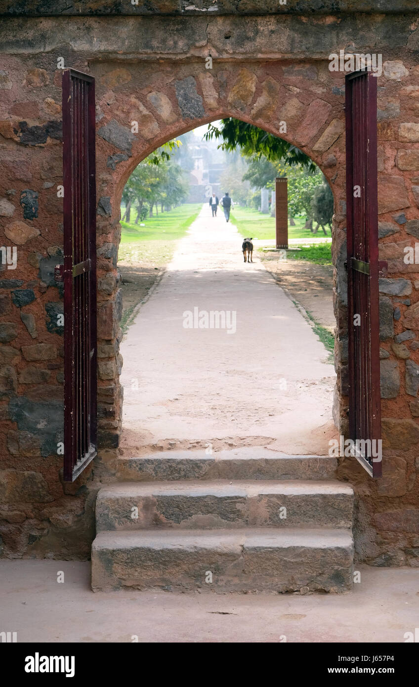 Humayuns tomb entrance delhi hi-res stock photography and images - Alamy