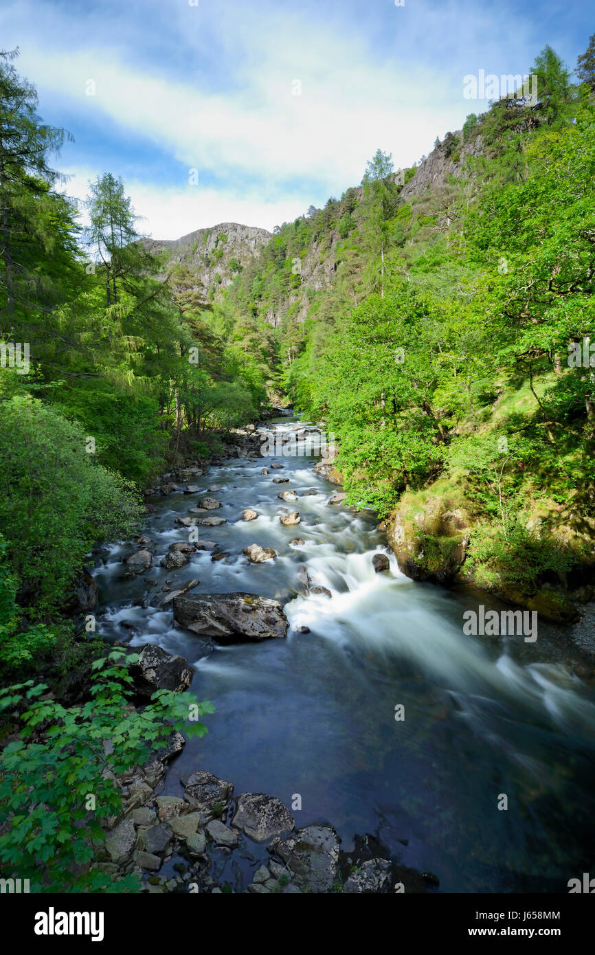 Afon Glaslyn flowing through the Aberglaslyn Pass in Snowdonia. From ...