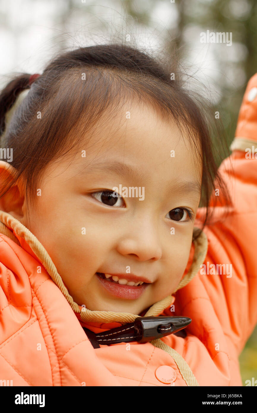 chinese photo model model child girl girls laugh laughs laughing twit ...