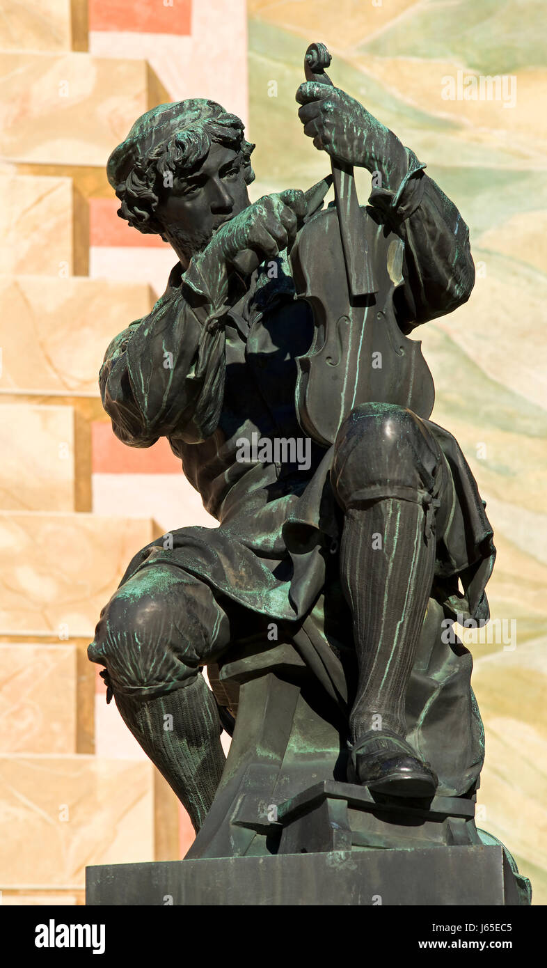 Geigerstatue hi-res stock photography and images - Alamy