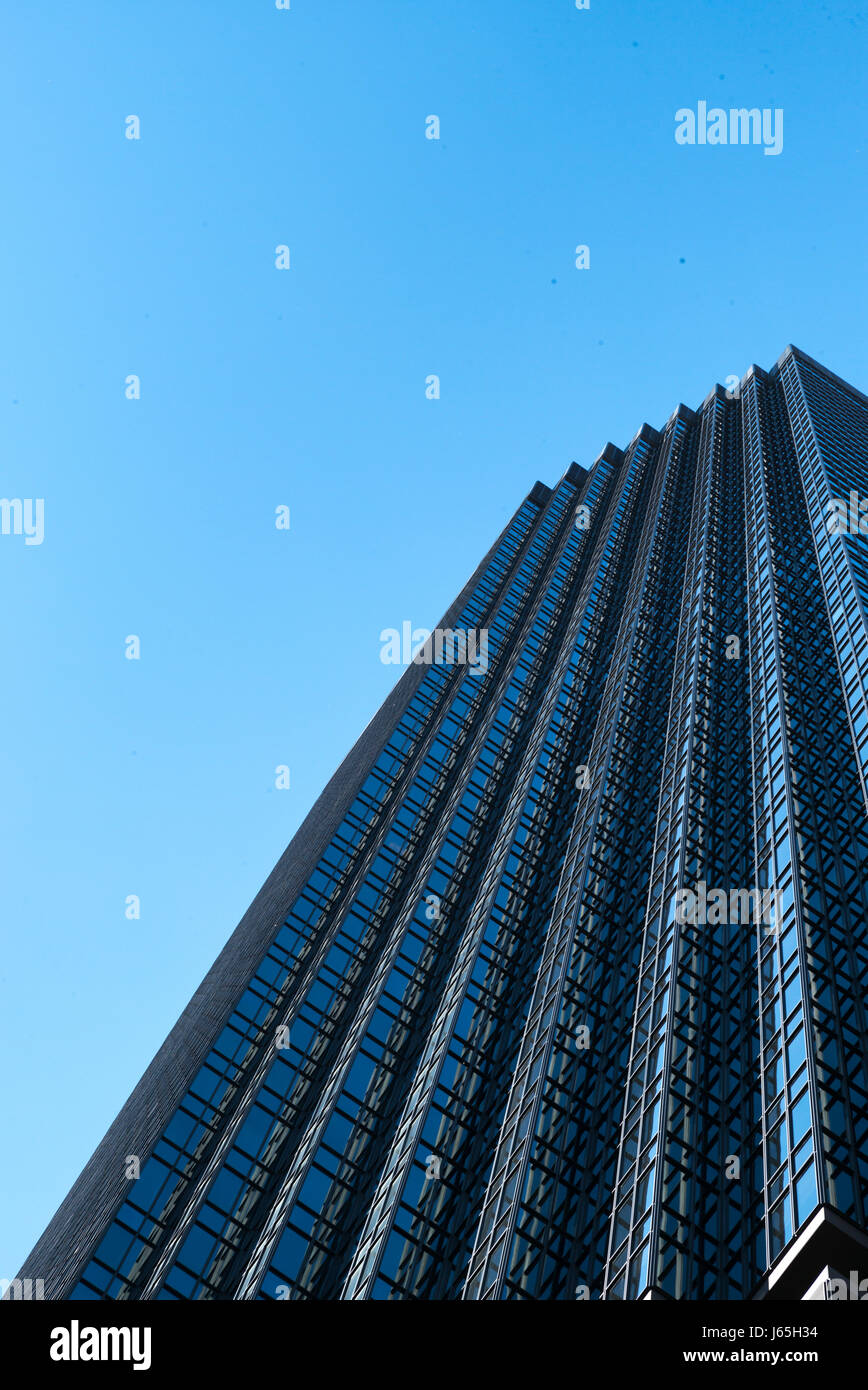 Low angle view of the IDS Center tower at Downtown Minneapolis ...