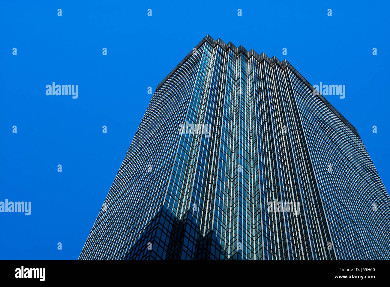 Low angle view of the IDS Center tower at Downtown Minneapolis ...