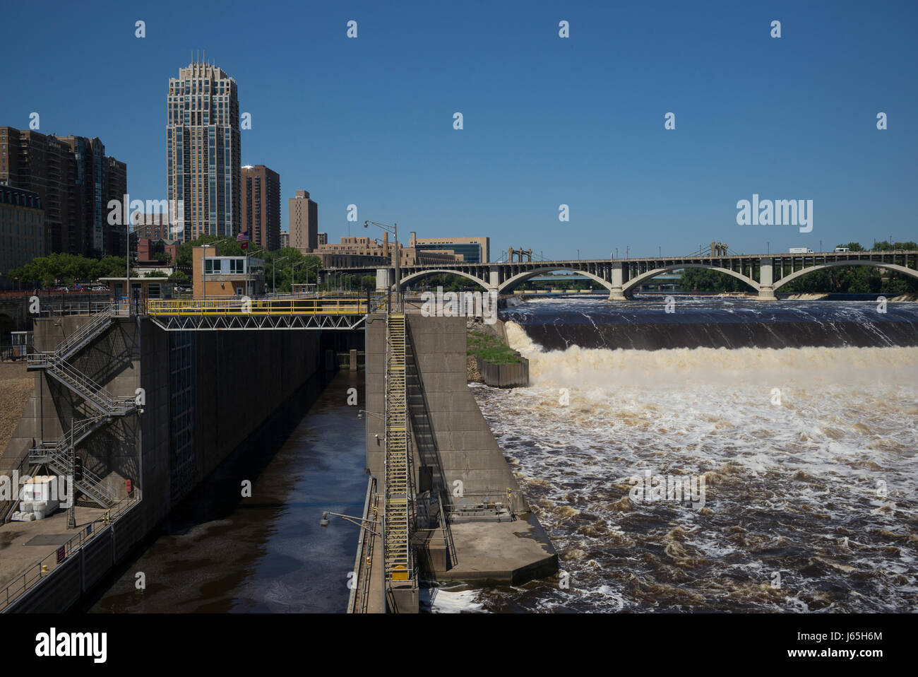 Lock and Dam No. 1 on the Mississippi River, Minneapolis, Hennepin ...
