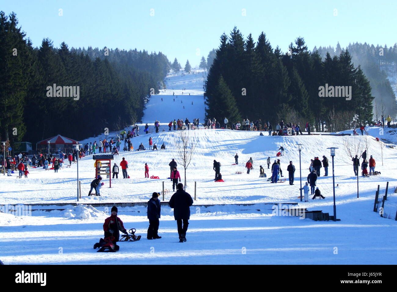 spare time free time leisure leisure time winter track snow humans ...