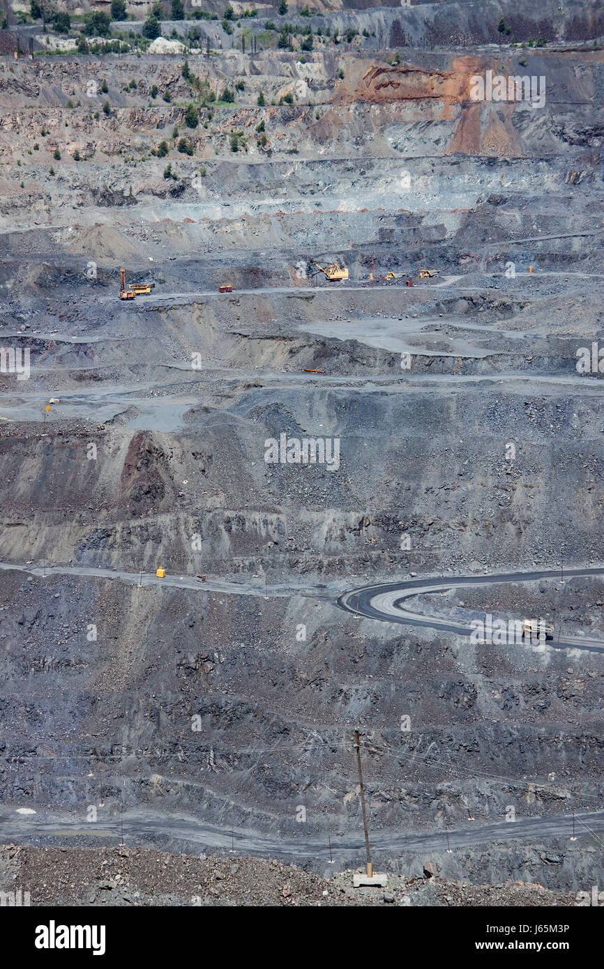 Gold mine facility hi-res stock photography and images - Alamy