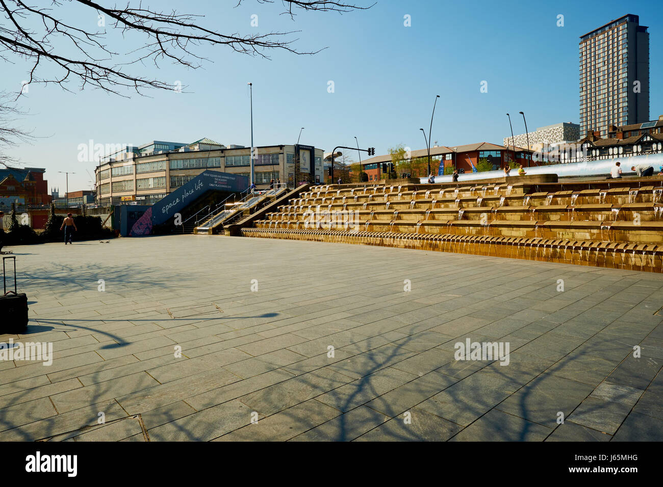 21st century england architecture hi-res stock photography and images ...